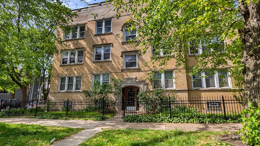 1634 West Thorndale Avenue/Chicago, Illinois